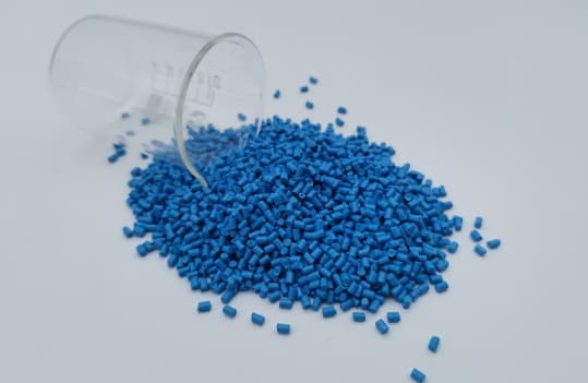 High-Performance Masterbatch Solutions for Non-Woven Fabrics | Standard Polymer - STANDARD POLYMER